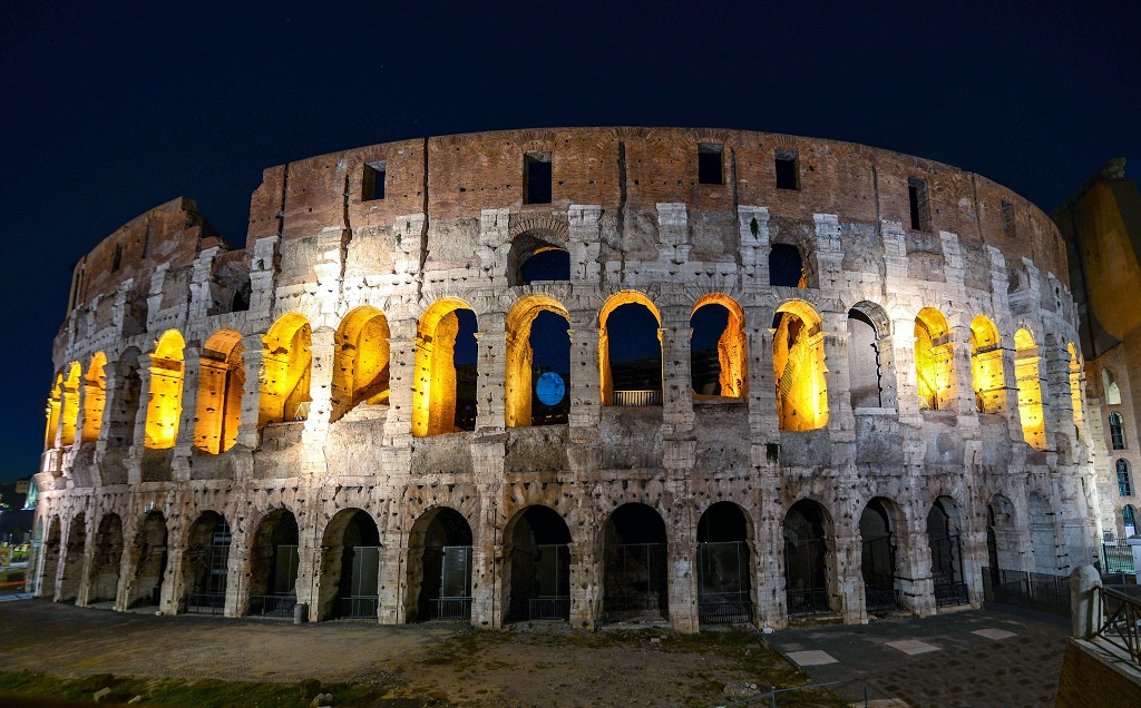 Colosseo by night - Roma - Dizy Foto