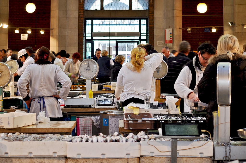 Commesse: dizionario, significato e curiosità