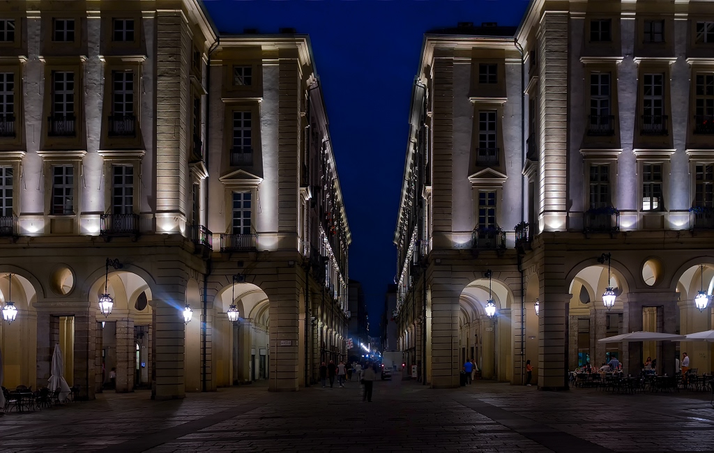 Foto 818676001 - Dizy Foto